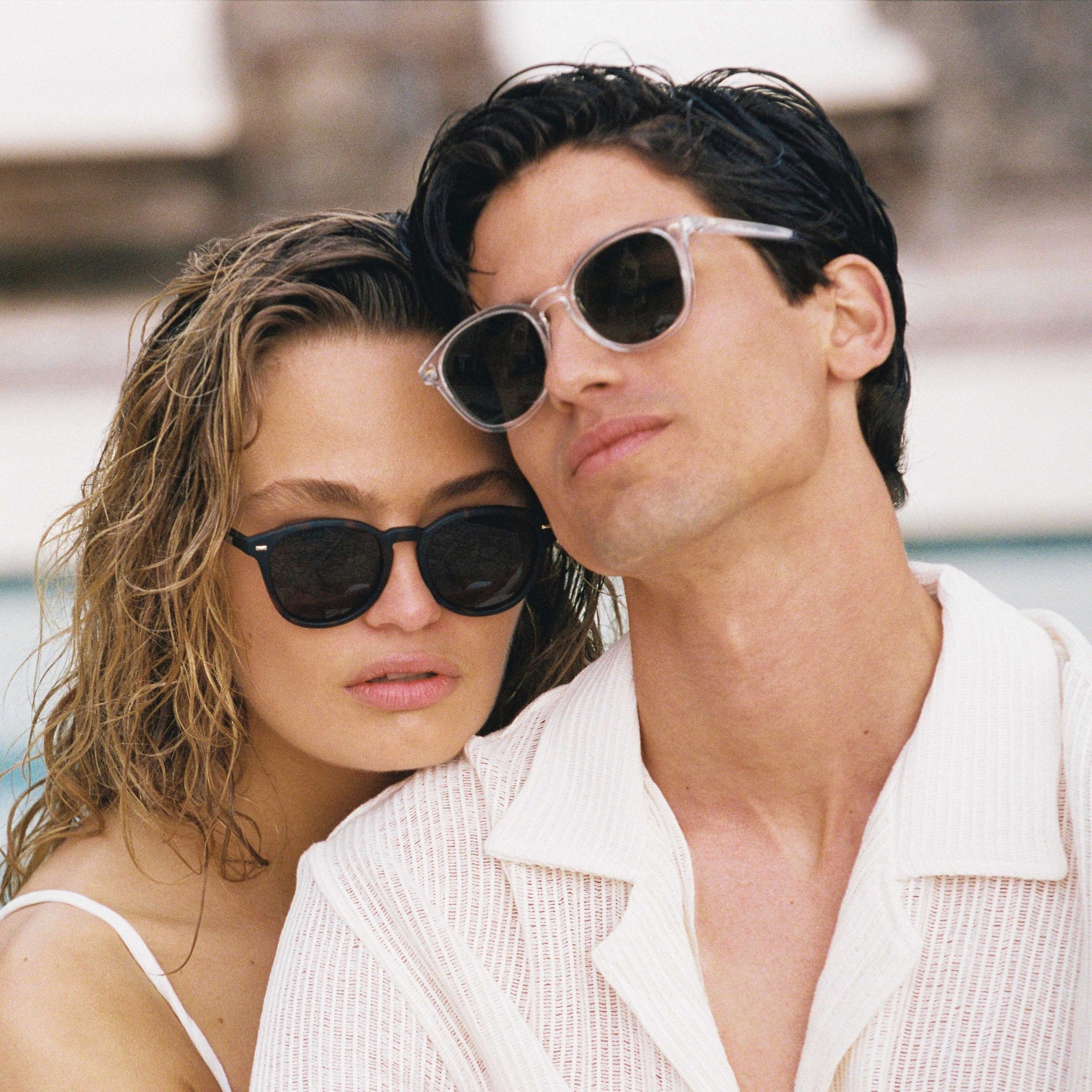 UNDER WRAPS | PINK – Le Specs