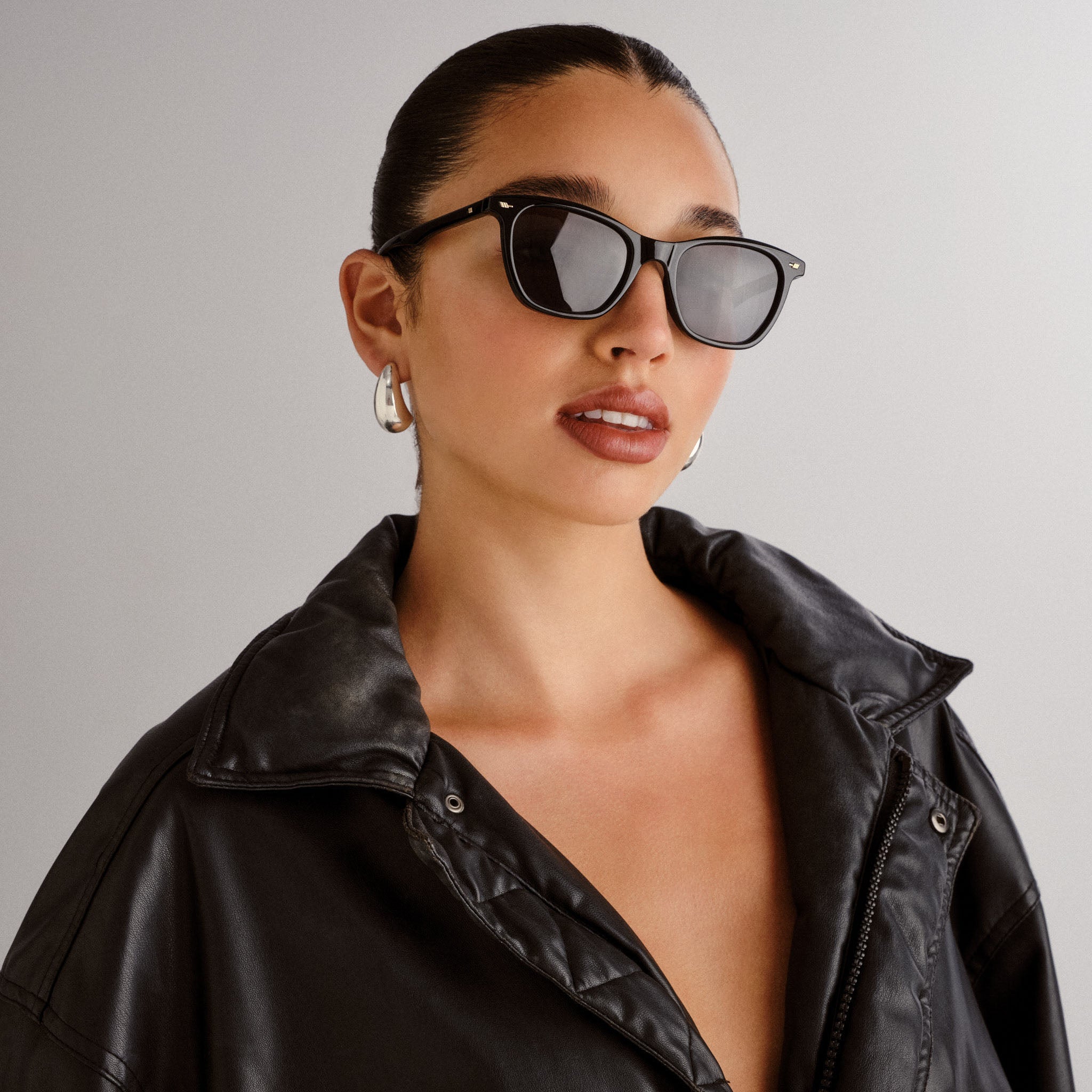 Nonsensical Black Uni-Sex D-Frame Sunglasses | Le Specs
