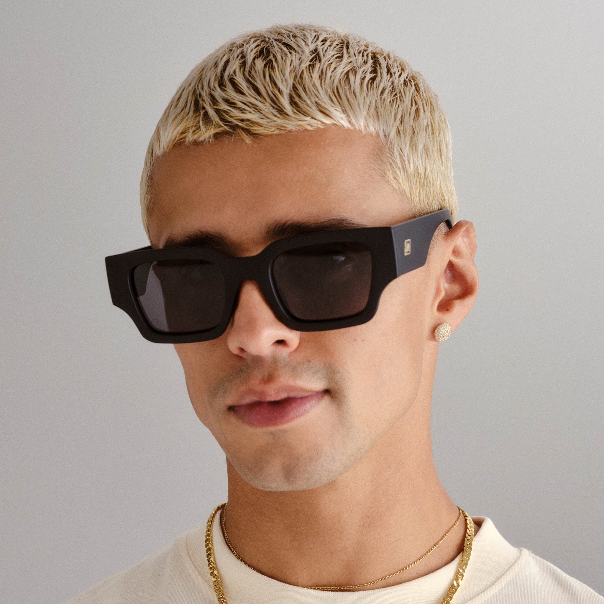 Atlantis Matte Black Uni-Sex Rectangle Sunglasses | Le Specs – Le Specs AU